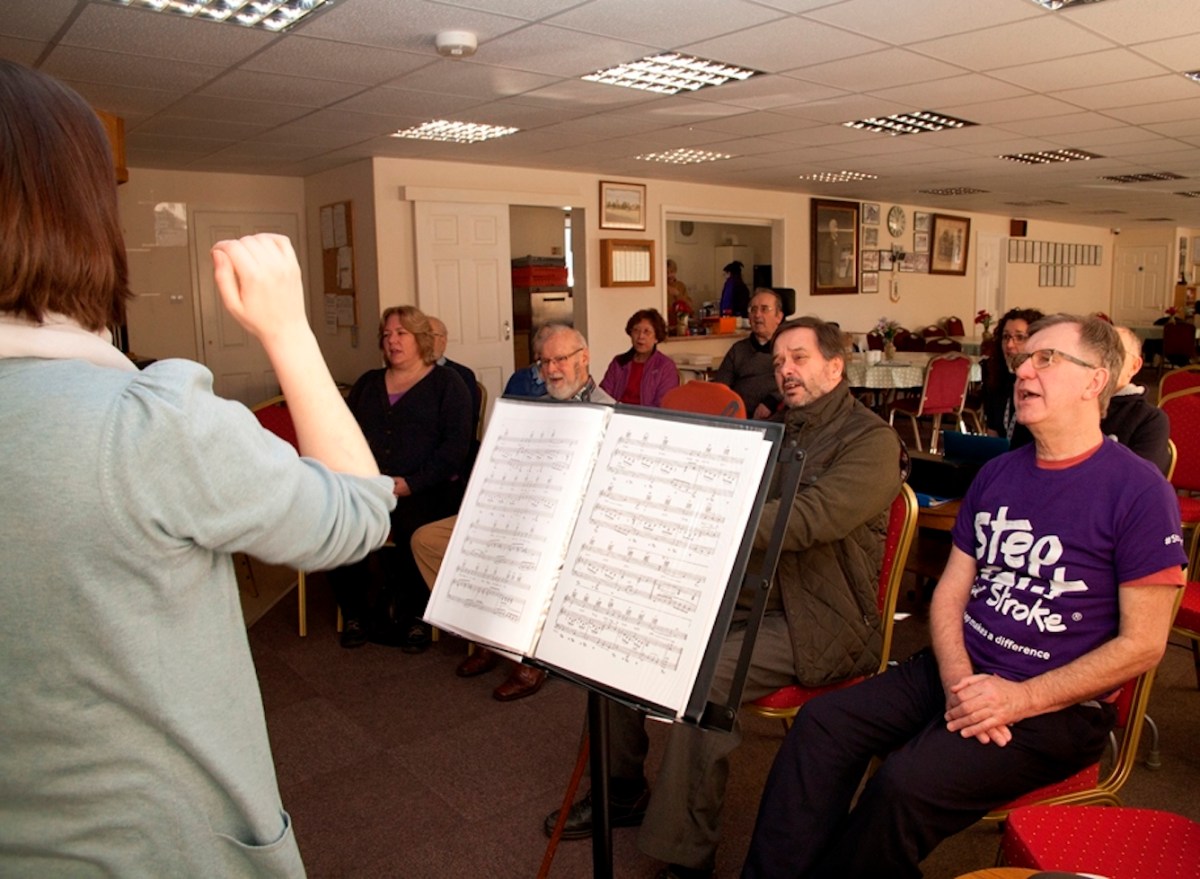 About Aphasia and Aphasia Choirs – Voices of Aphasia